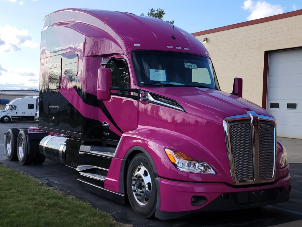 Kenworth T680 with 108″ Fully Integrated Sleeper and Custom Paint Job ...